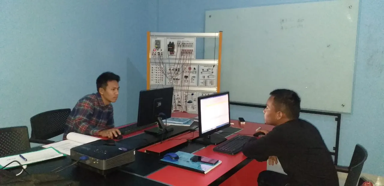Kursus: Programmable logic Controller (PLC) Complete + Praktekum PLC ... Kursus: Programmable logic Controller (PLC) Complete + Praktekum PLC ...