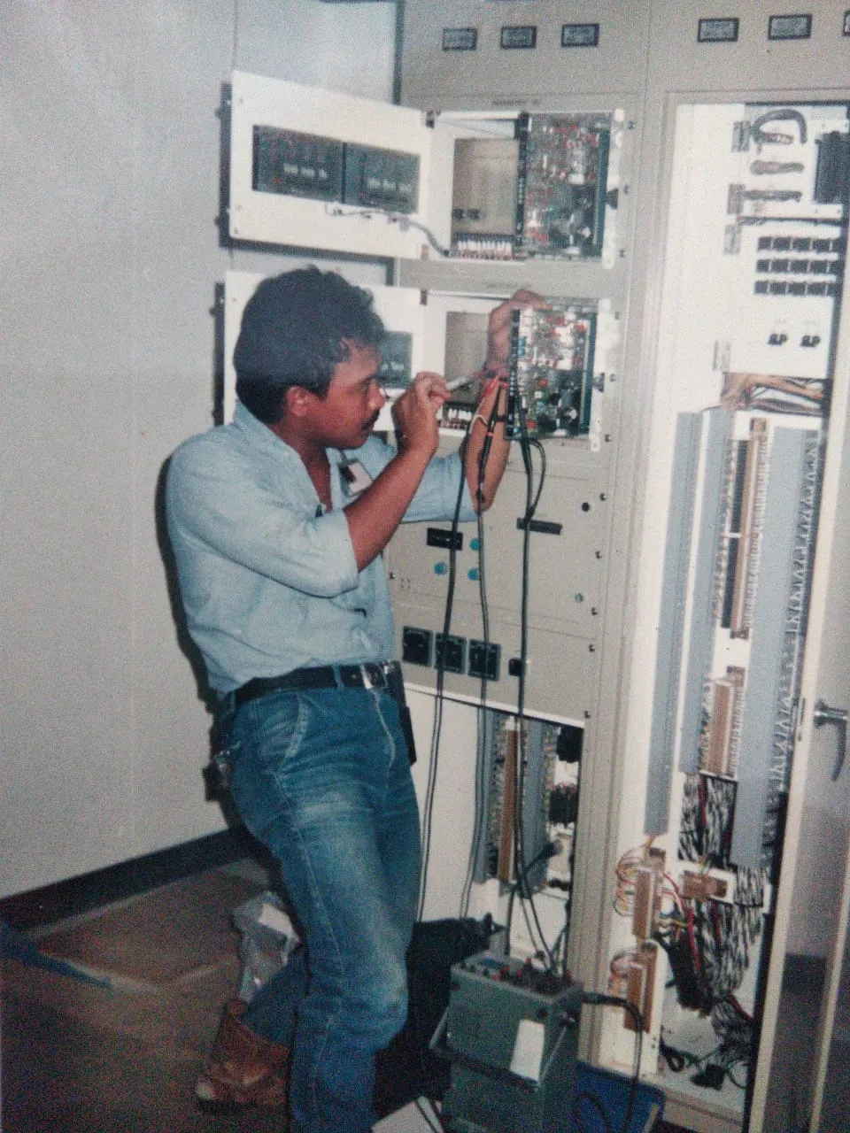 Kursus: Programmable logic Controller (PLC) Complete + Praktekum PLC ... Kursus: Programmable logic Controller (PLC) Complete + Praktekum PLC ...